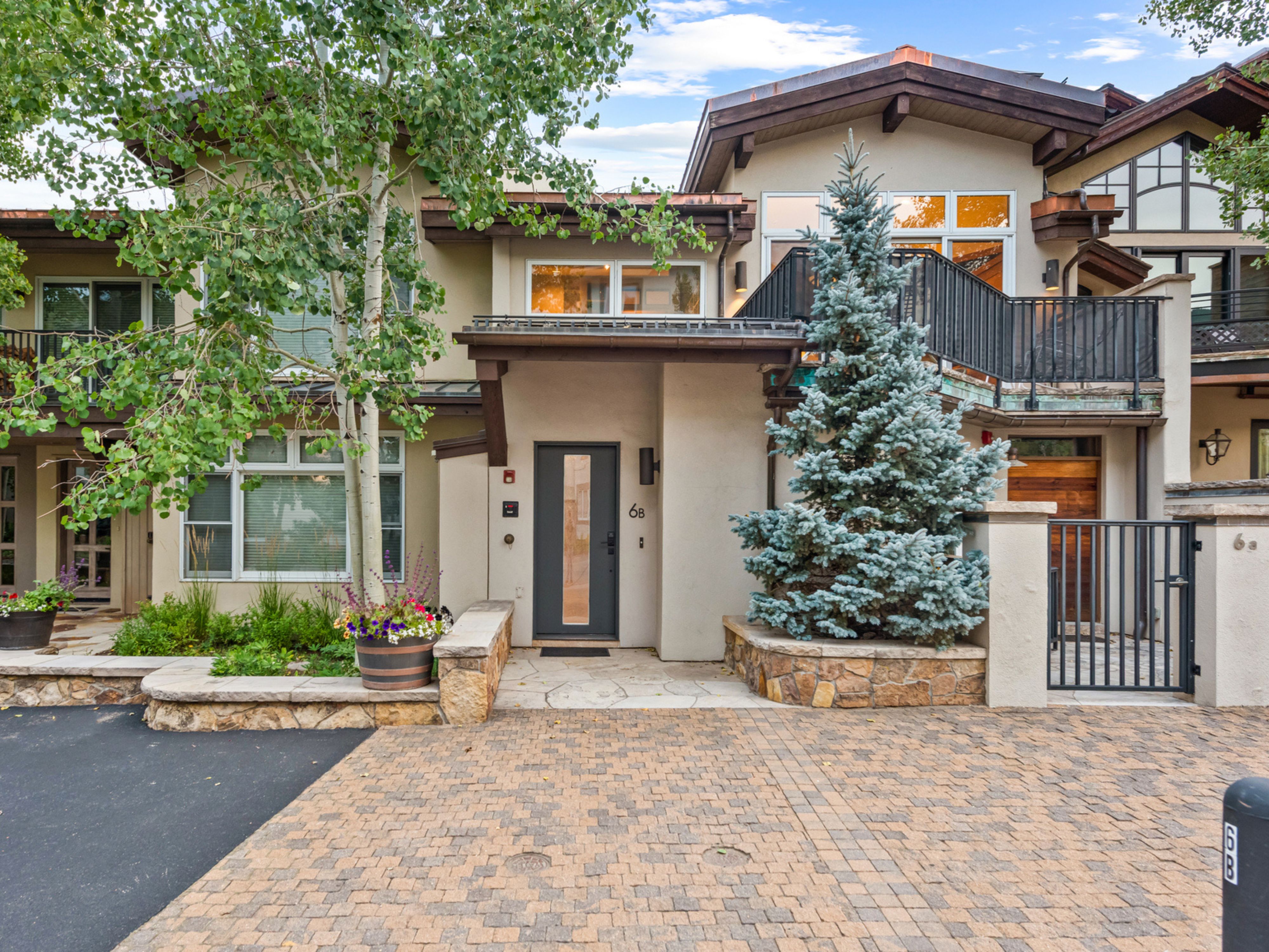 Christiania Condos | Vail Village | Vacation Condos